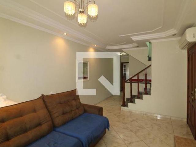 Casa à Venda Parque São Domingos, 3 Quartos, 216 m2