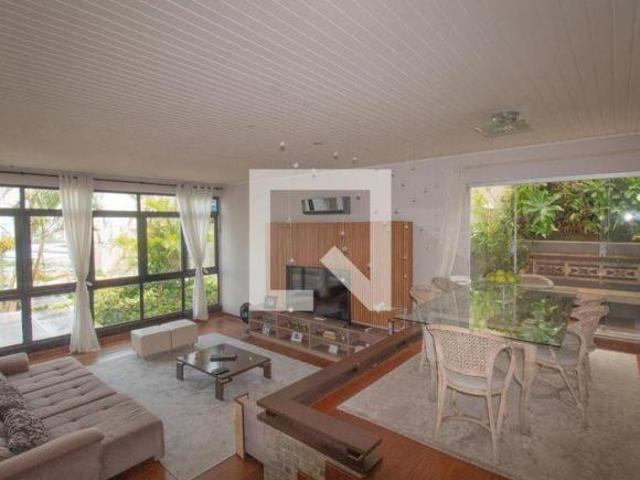 Casa à Venda Parque São Lucas, 4 Quartos, 334 m² São Paulo