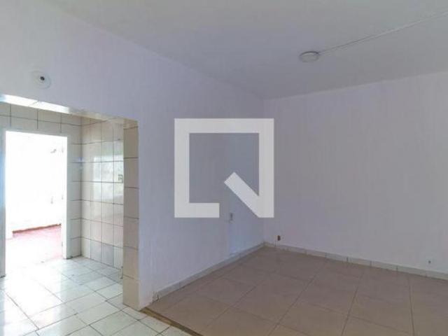 Casa à Venda Parque São Lucas, 2 Quartos, 300 m2