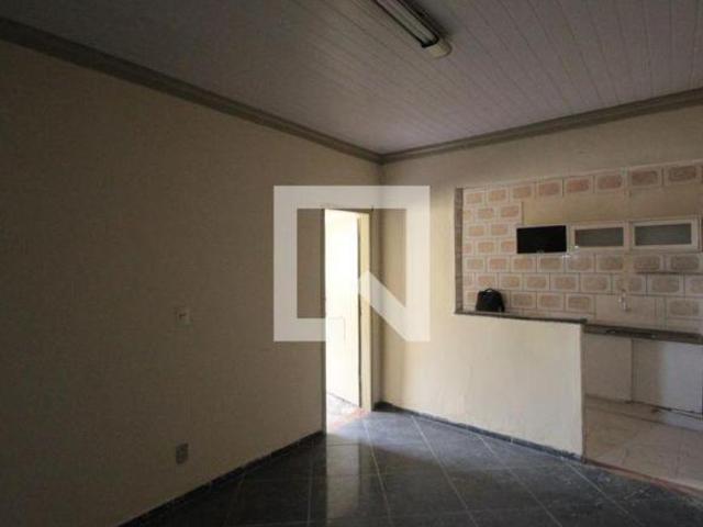 Casa à Venda Parque São Pedro, 1 Quarto, 96 m² Belo Horizonte