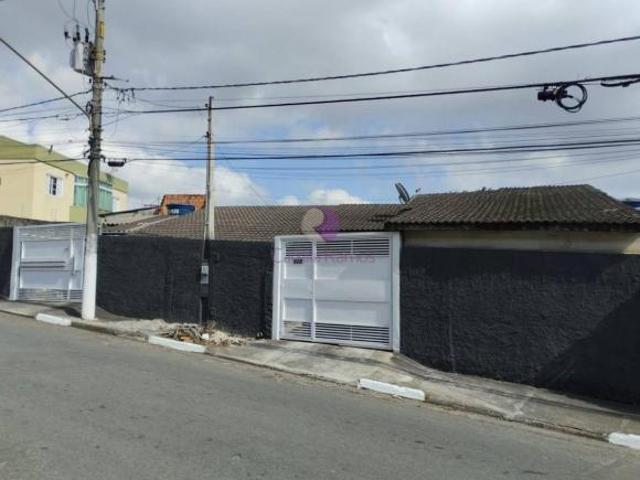 Casa Térrea à Venda no Parque Santa Rosa – Suzano/Sp