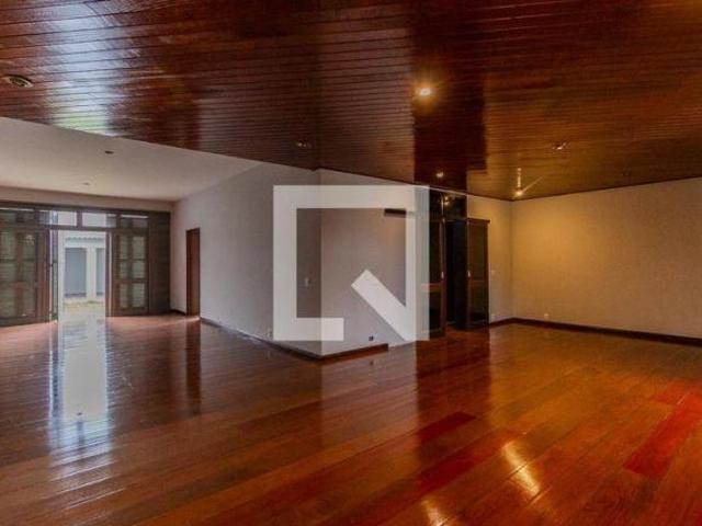Casa à Venda Partenon, 3 Quartos, 220 m² Porto Alegre