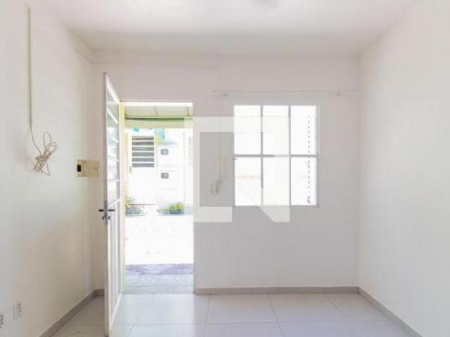 Casa à Venda Partenon, 1 Quarto, 58 m² Porto Alegre