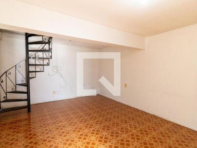 Casa à Venda Partenon, 2 Quartos, 95 m² Porto Alegre