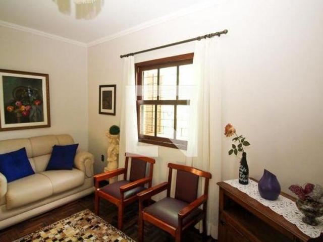 Casa à Venda Partenon, 4 Quartos, 178 m² Porto Alegre