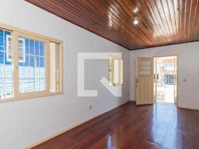 Casa à Venda Partenon, 4 Quartos, 189 m² Porto Alegre