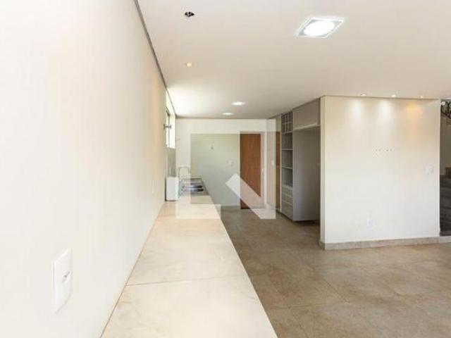 Casa à Venda Pasárgada, 3 Quartos, 240 m² Nova Lima