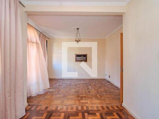 Casa à Venda Passo D&apos areia, 2 Quartos, 95 m² Porto Alegre