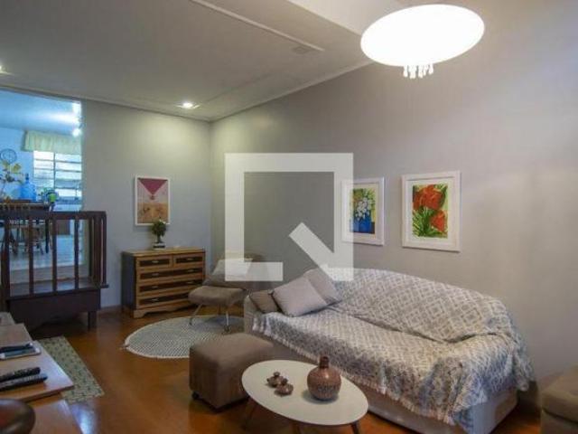 Casa à Venda Passo D&apos areia, 3 Quartos, 150 m² Porto Alegre