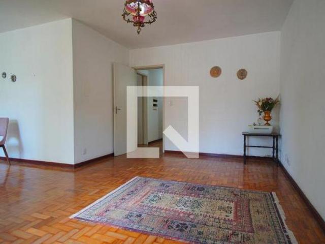 Casa à Venda Passo D&apos areia, 3 Quartos, 200 m² Porto Alegre