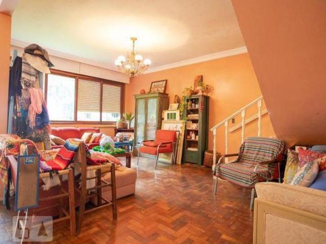 Casa à Venda Passo D&apos areia, 5 Quartos, 250 m² Porto Alegre