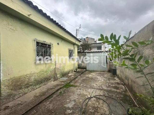 Casa à Venda, Petrolândia, Contagem