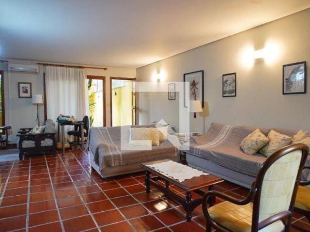 Casa à Venda Petrópolis, 6 Quartos, 334 m² Porto Alegre