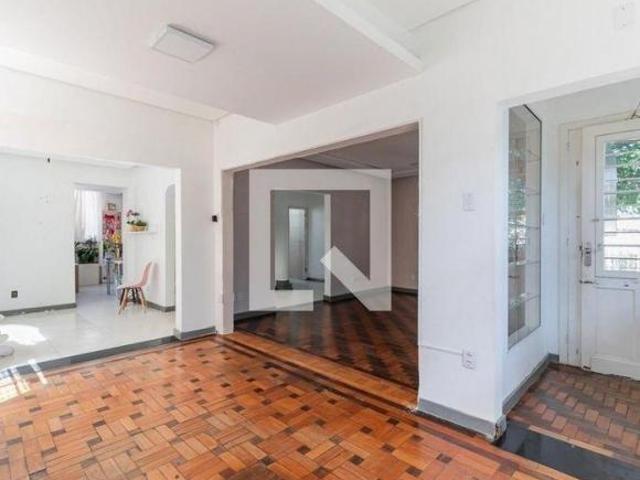 Casa à Venda Petrópolis, 1 Quarto, 196 m² Porto Alegre