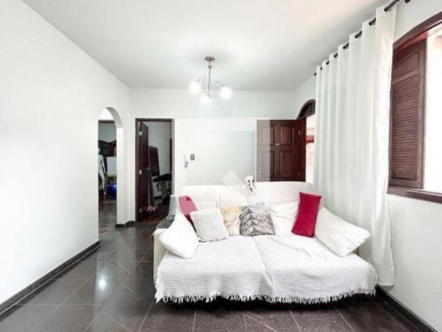 Casa à Venda Pedra Azul, 4 Quartos, 244 m² Contagem