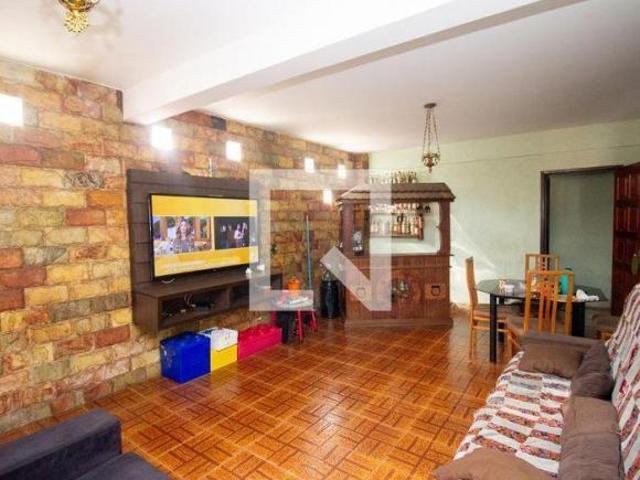 Casa à Venda Pedra Azul, 4 Quartos, 278 m² Contagem