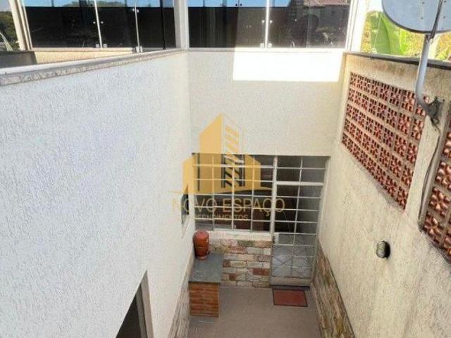 Casa à venda Pedra Azul Contagem com 3 quartos muito espaço