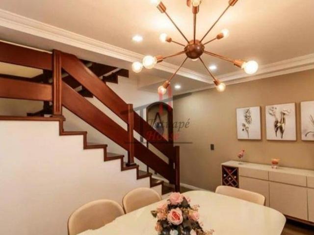 Casa à Venda Penha 3 Quartos 2 Vagas 210 m²