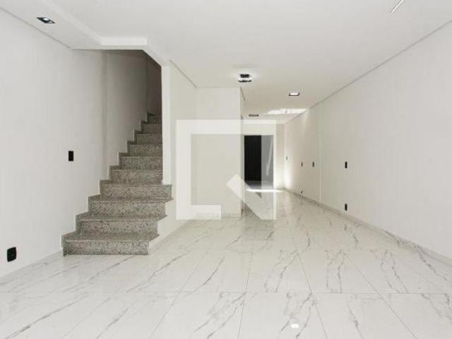 Casa à Venda Penha de França, 2 Quartos, 110 m² São Paulo