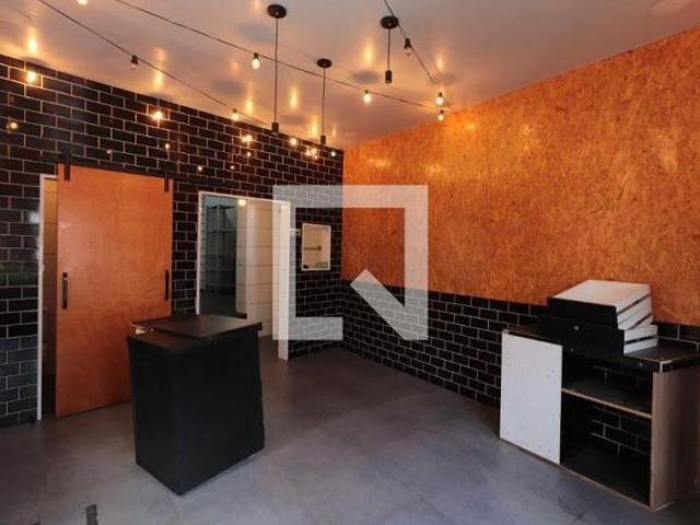 Casa à Venda Penha de França, 2 Quartos, 140 m² São Paulo