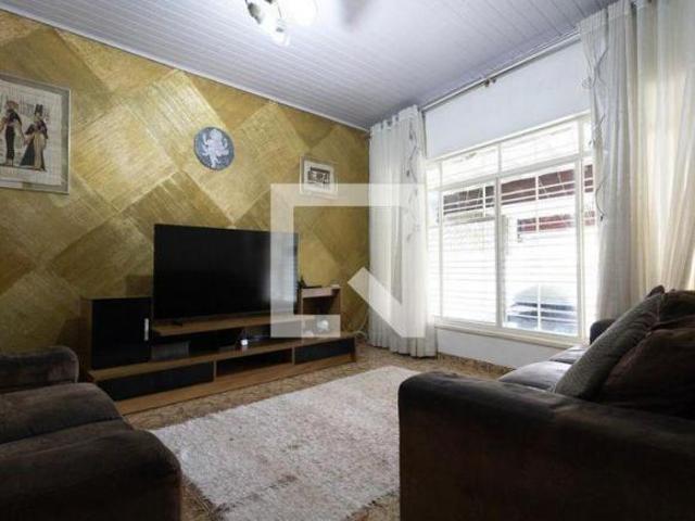 Casa à Venda Penha de França, 2 Quartos, 195 m² São Paulo