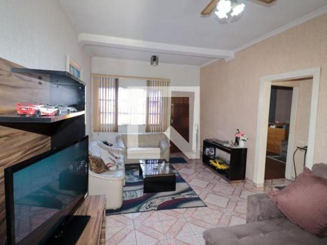 Casa à Venda Penha de França, 2 Quartos, 300 m2
