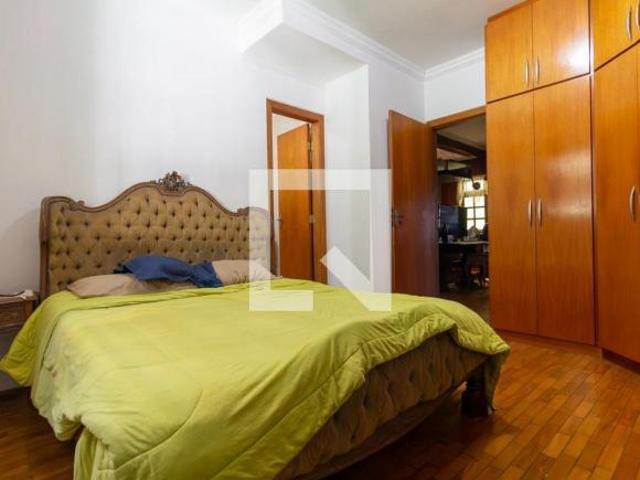 Casa à Venda Penha de França, 2 Quartos, 300 m2