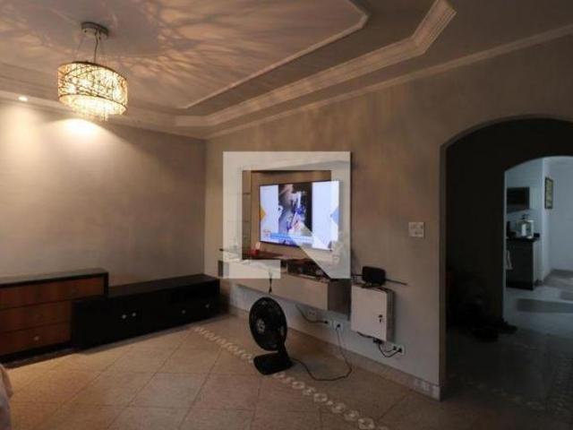 Casa à Venda Penha de França, 3 Quartos, 250 m² São Paulo