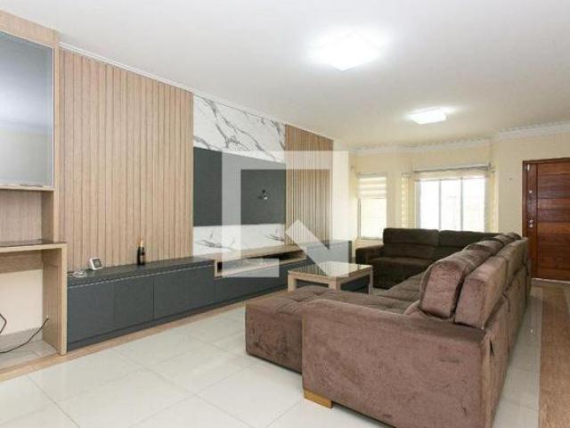 Casa à Venda Penha de França, 4 Quartos, 213 m² São Paulo