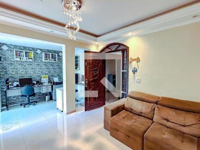 Casa à Venda Penha de França, 5 Quartos, 600 m² São Paulo