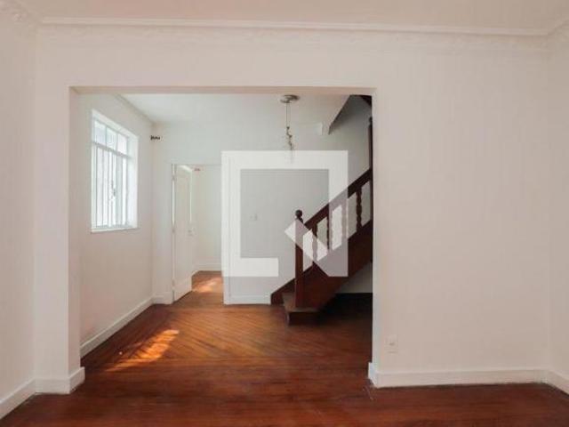 Casa à Venda Perdizes, 3 Quartos, 200 m2