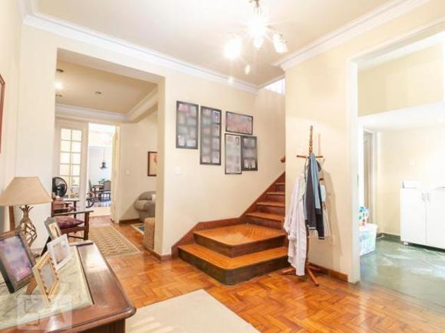 Casa à Venda Perdizes, 3 Quartos, 210 m2