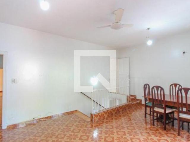 Casa à Venda Perdizes, 2 Quartos, 95 m2