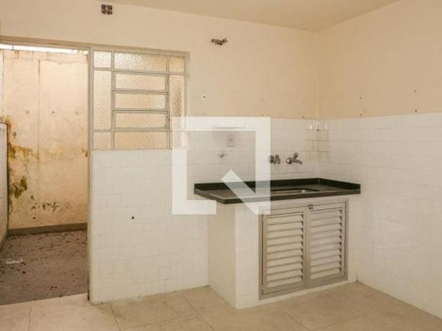 Casa à Venda Perdizes, 2 Quartos, 90 m2