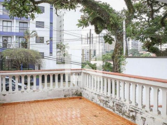 Casa à Venda Perdizes, 4 Quartos, 150 m² São Paulo