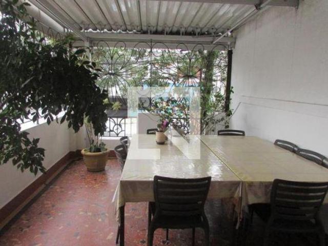 Casa à Venda Perdizes, 4 Quartos, 200 m2