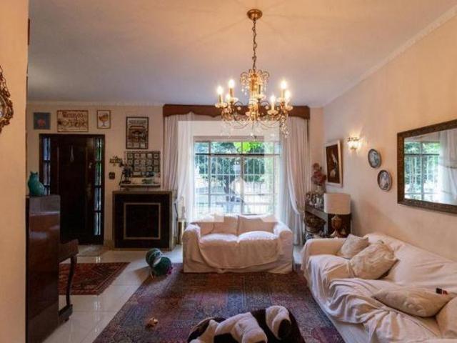 Casa à Venda Perdizes, 4 Quartos, 350 m2