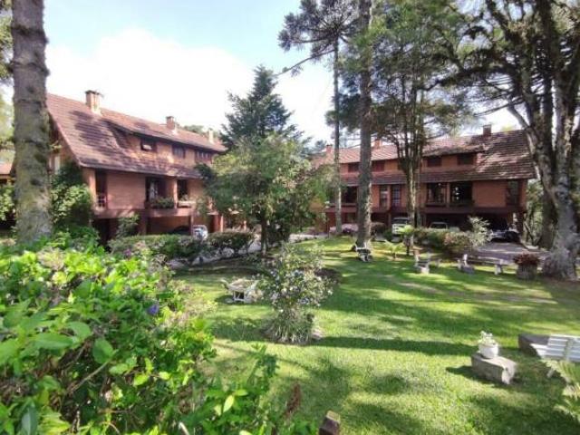 CASA À VENDA PERTO DO LAGO NEGRO EM GRAMADO