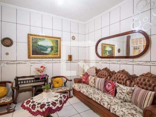 Casa à Venda Pestana, 4 Quartos, 286 m² Osasco