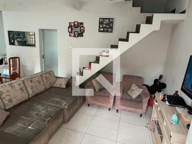 Casa à Venda Pestana, 9 Quartos, 300 m2