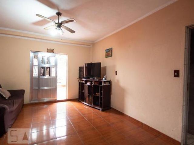 Casa à Venda Pestana, 3 Quartos, 180 m² Osasco