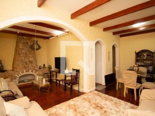 Casa à Venda Picanço, 5 Quartos, 600 m² Guarulhos
