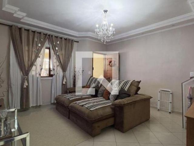 Casa à Venda Picanço, 3 Quartos, 150 m² Guarulhos
