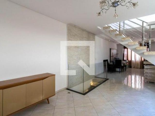 Casa à Venda Picanço, 3 Quartos, 225 m² Guarulhos