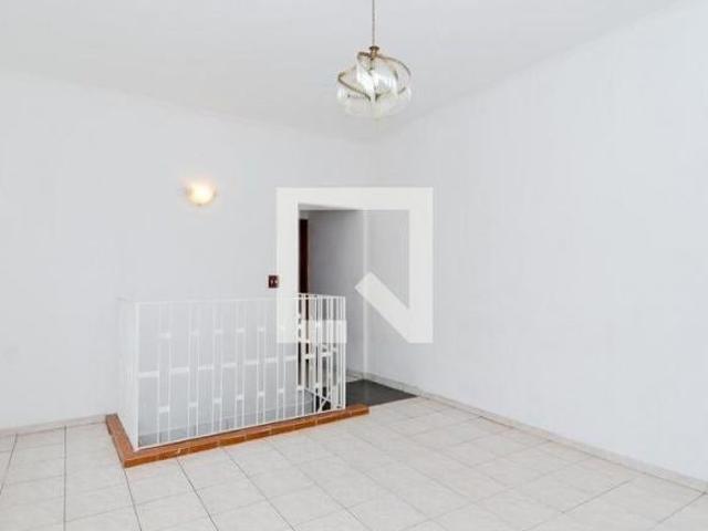 Casa à Venda Picanço, 3 Quartos, 250 m² Guarulhos