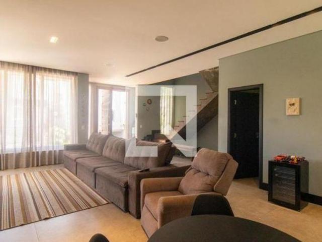 Casa à Venda Pilarzinho, 3 Quartos, 301 m² Curitiba