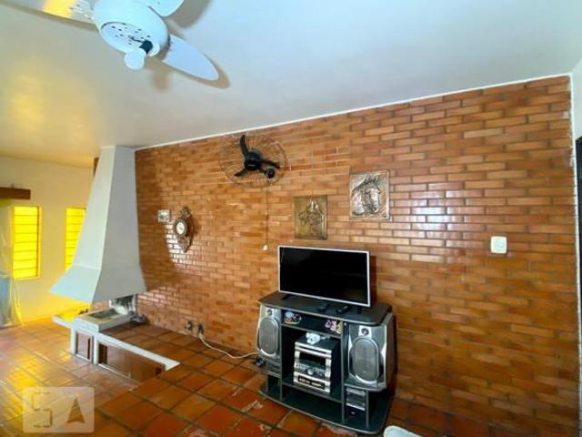 Casa à Venda Pinheiro, 3 Quartos, 483 m² São Leopoldo