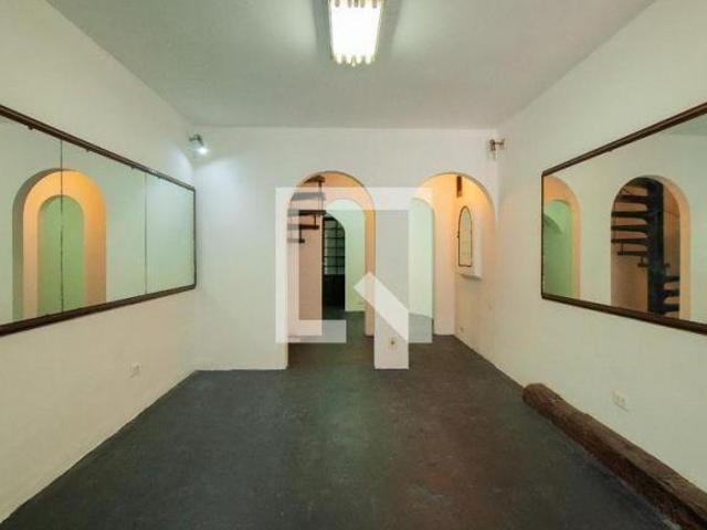 Casa à Venda Pinheiros, 1 Quarto, 190 m2