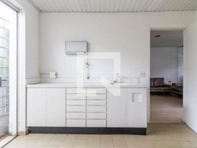 Casa à Venda Pinheiros, 1 Quarto, 94 m2