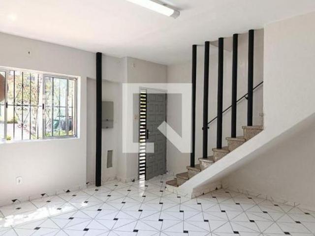 Casa à Venda Pinheiros, 2 Quartos, 80 m2